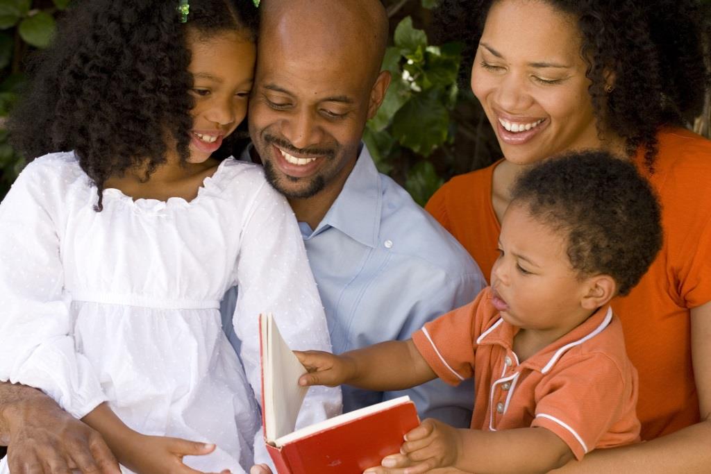 20 Shared Reading Tips to Share with Parents - Brookes Blog