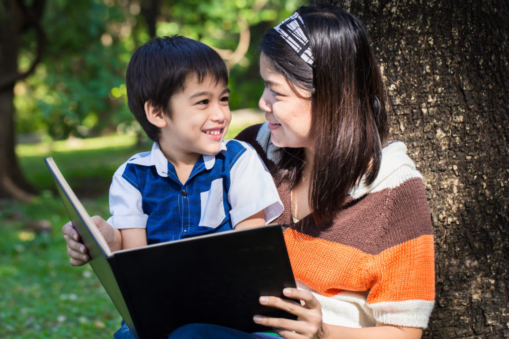 20 Shared Reading Tips to Share with Parents - Brookes Blog